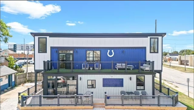 The Club House – Custom Container Builders